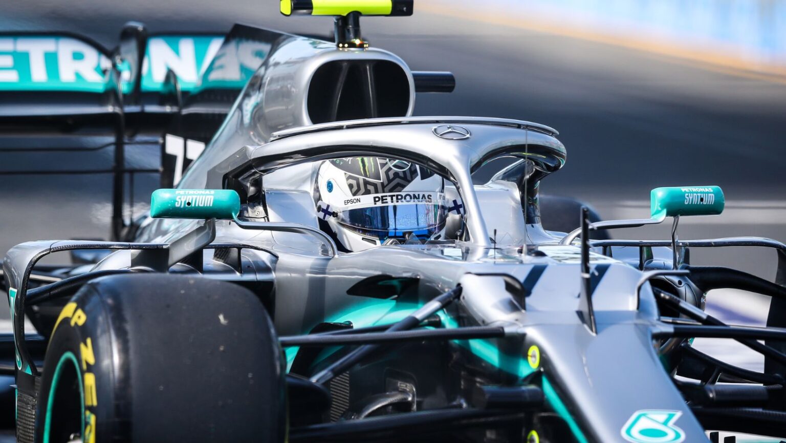 What Is DRS in Formula 1: Understanding the Drag Reduction System ...